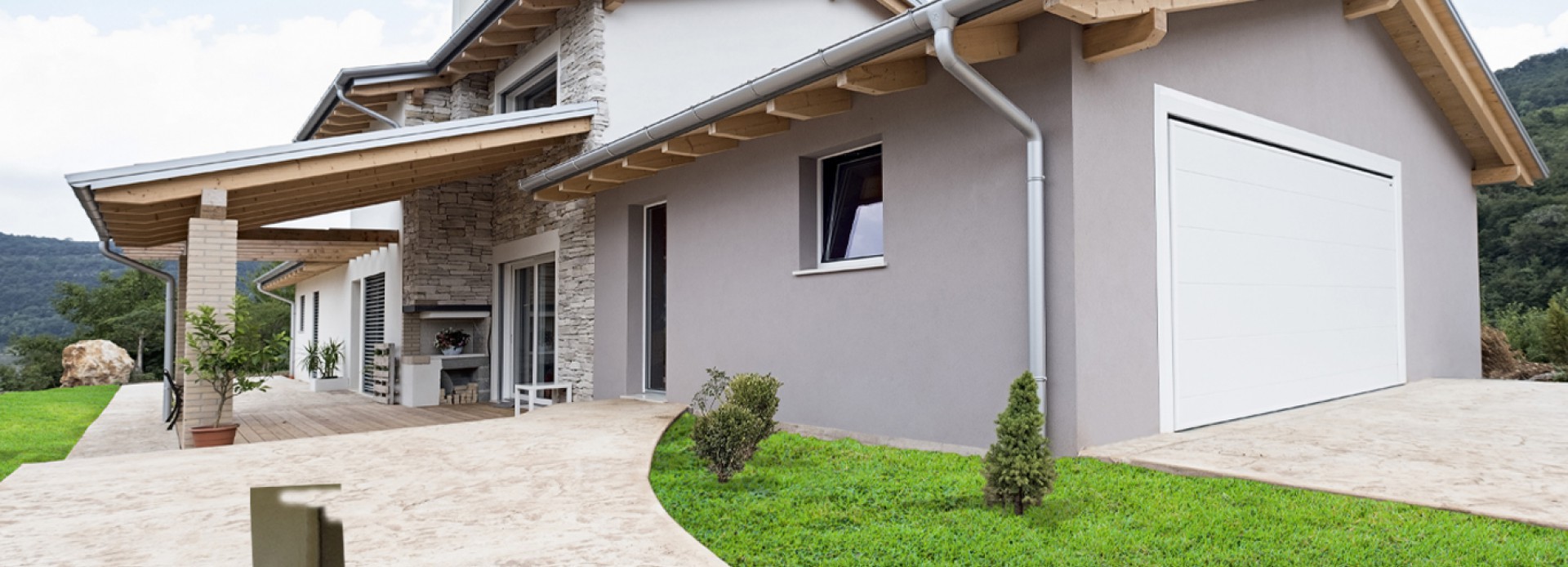 Rivestimenti angolari in pietra ricostruita: spigoli, archi e finestre ...